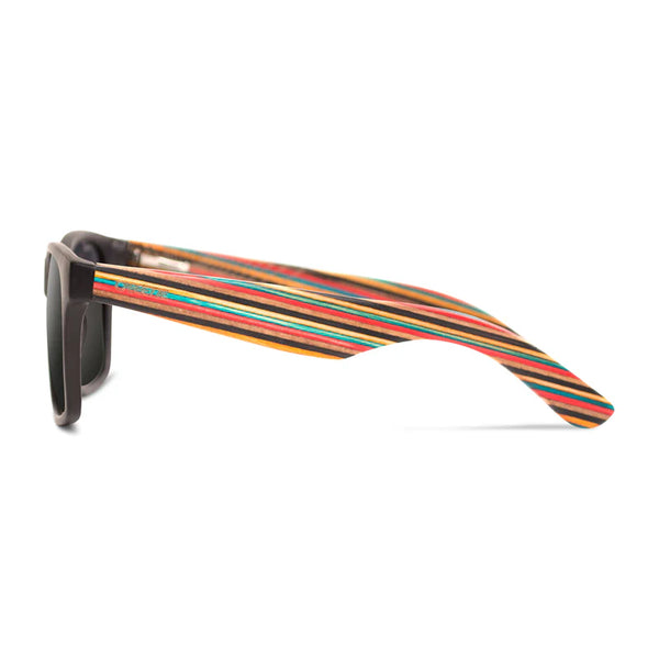 Cassette Optics Yo - Matte Black & AT Maple Skatedeck / Smoke Polarize ...